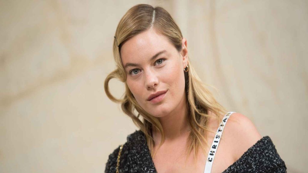 Camille Rowe Biography: Age, Bio, Birthday, Family, Net Worth - Eduvast.com