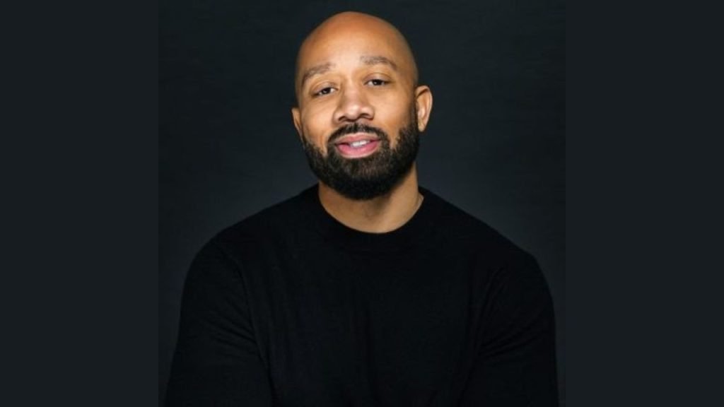 Lavon Lewis Biography: Age, Birthday, Early Life, Career, Personal Life ...