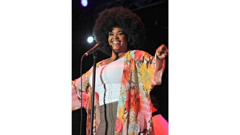 Jill Scott Biography: Age, Height, Birthday, Family, Net Worth ...