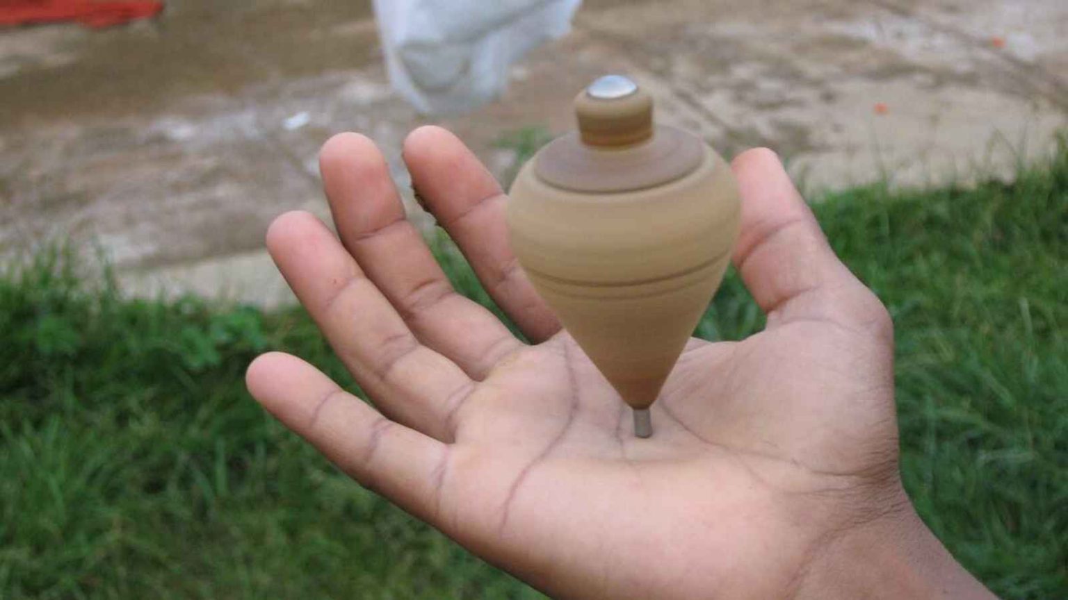 International Top Spinning Day 2023: Date, History, Facts about Top ...