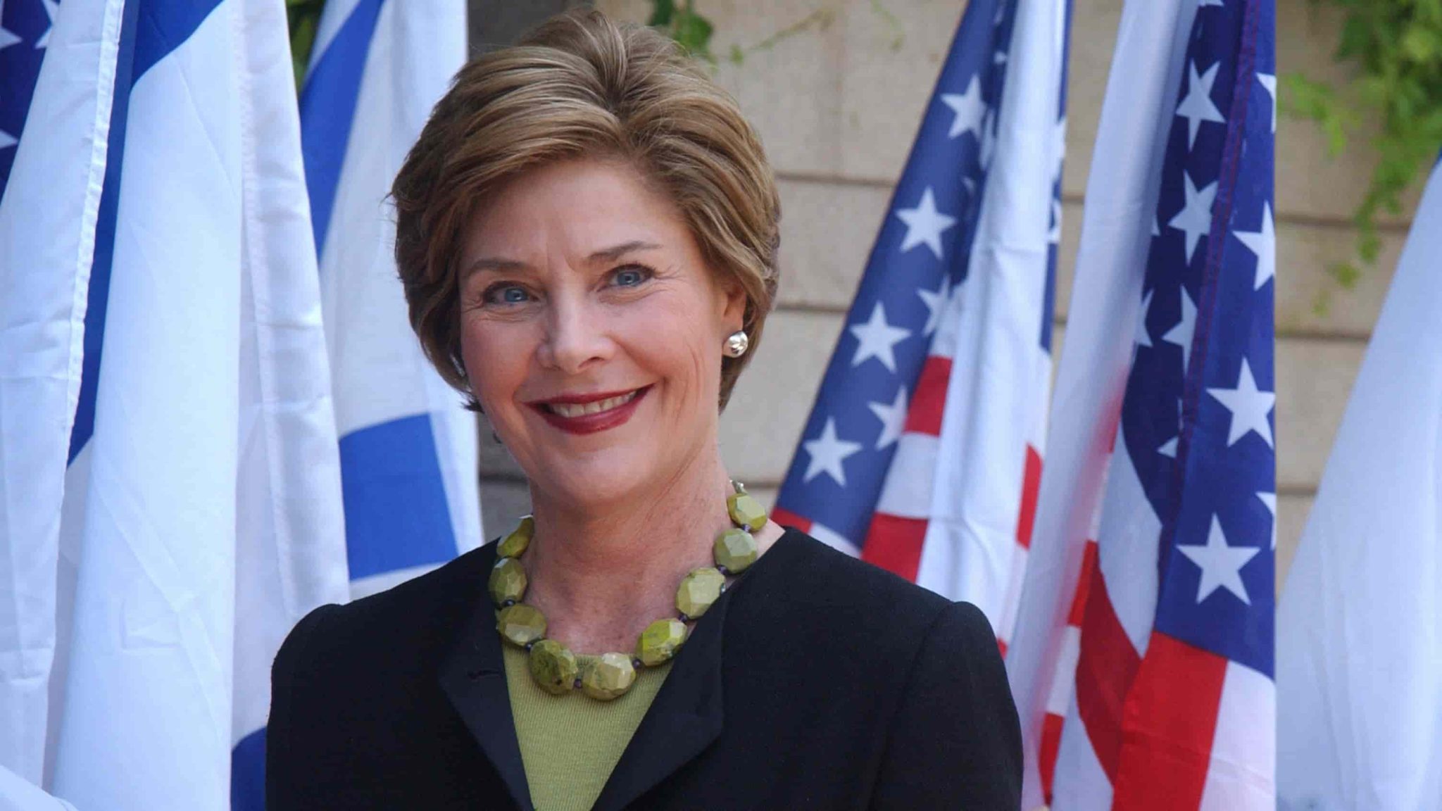 Laura Bush Biography: Age, Height, Career, Family, Personal Life, Net ...