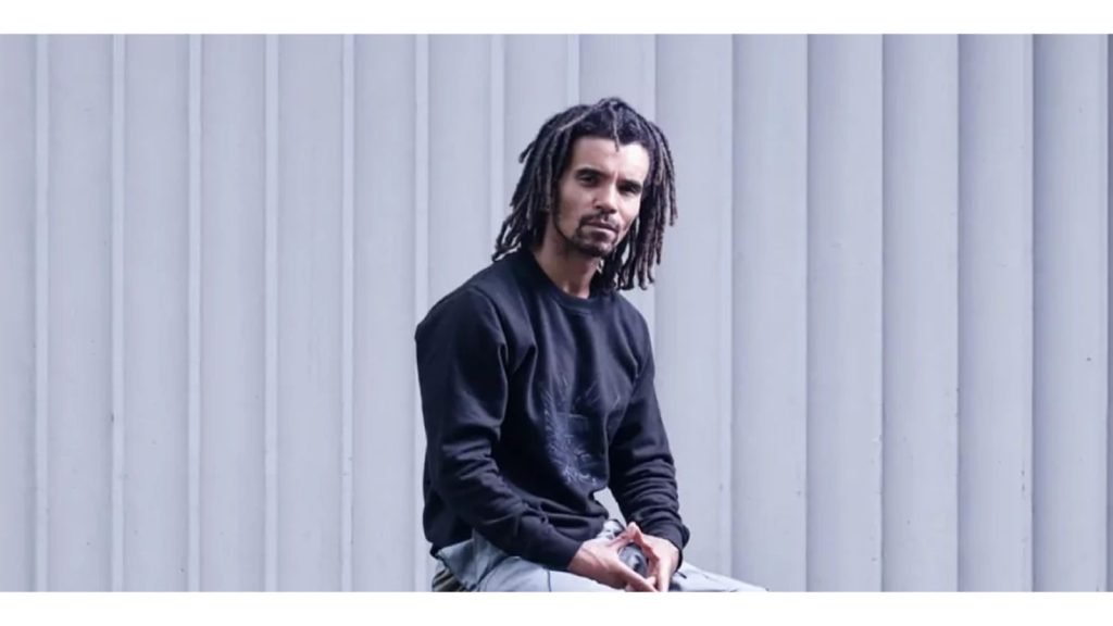 Unveiling the British Rapper Potentially Linked to Angelina Jolie ...