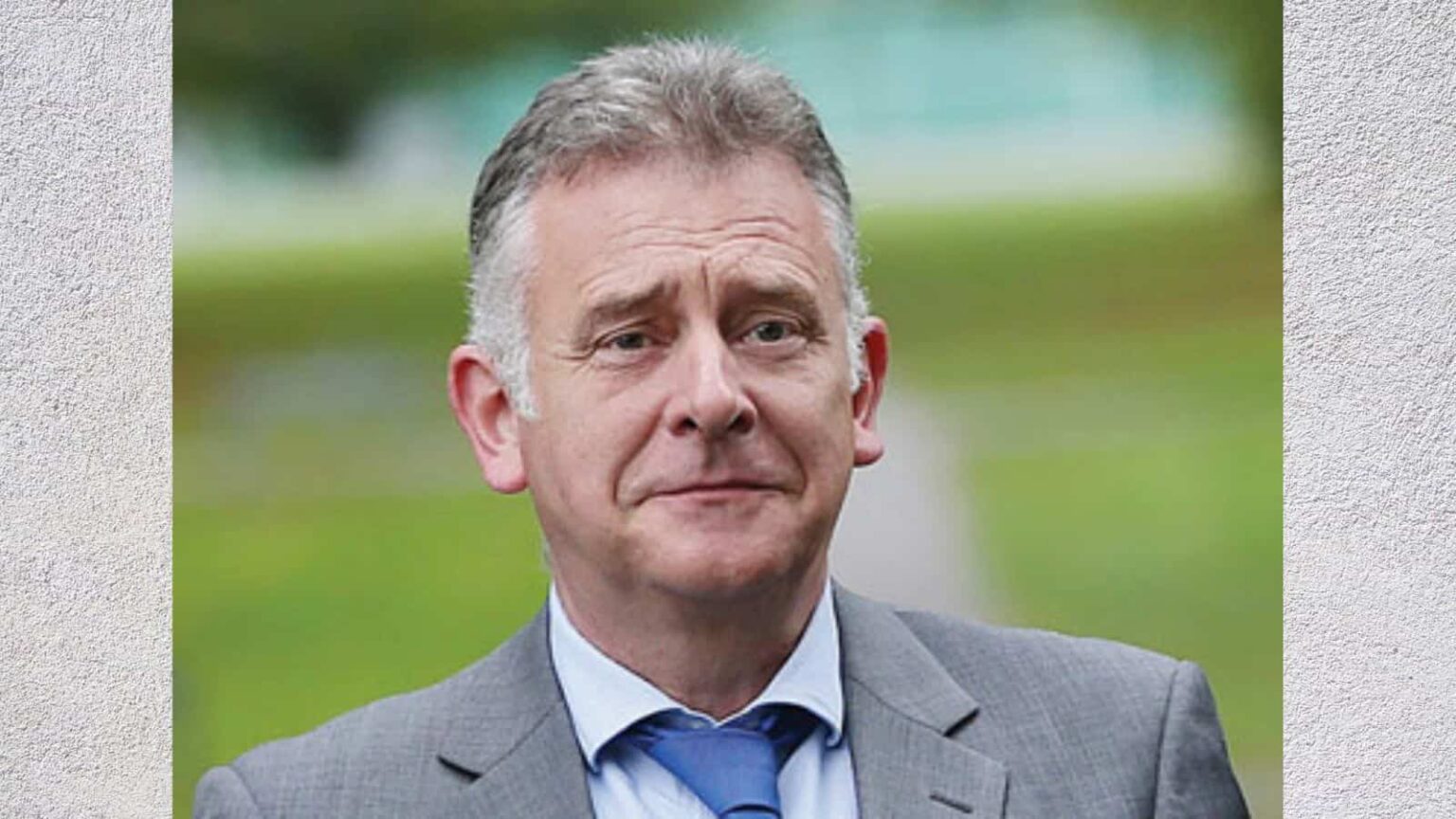 Ian Carter Biography: Age, Height, Birthday, Career, Family, Personal ...